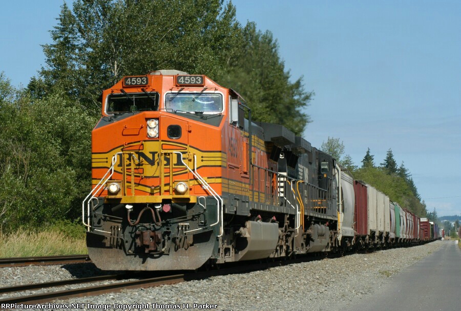 BNSF 4593 C44-9W